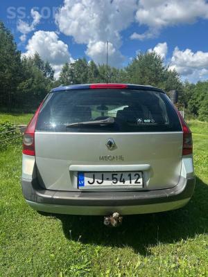 Grey Renault Megane 2004 in Daugavpils, with an engine capacity of 1.90 L and mileage of 0 thousand km for 600 €, photo 5 on AUTOMOTO.COM.LV