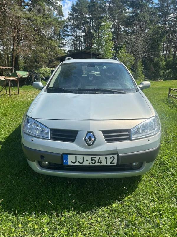Pelēks Renault Megane 2004 Daugavpils, ar dzinēja tilpumu 1.90 L un nobraukumu 0 tūkst. km par 600 €, foto 7 vietnē AUTOMOTO.COM.LV