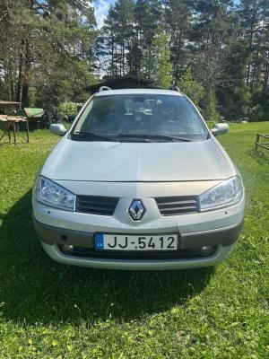 Grey Renault Megane 2004 in Daugavpils, with an engine capacity of 1.90 L and mileage of 0 thousand km for 600 €, photo 8 on AUTOMOTO.COM.LV