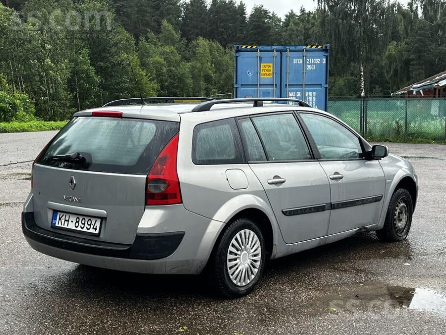 Pelēks Renault Megane 2004 Rīga, ar dzinēja tilpumu 1.90 L un nobraukumu 260 tūkst. km par 500 €, foto 4 vietnē AUTOMOTO.COM.LV