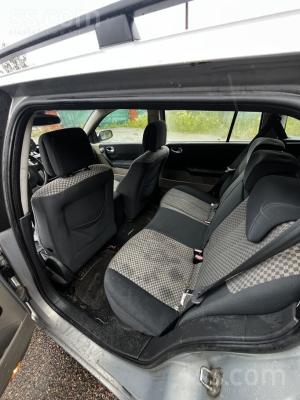Pelēks Renault Megane 2004 Rīga, ar dzinēja tilpumu 1.90 L un nobraukumu 260 tūkst. km par 500 €, foto 7 vietnē AUTOMOTO.COM.LV