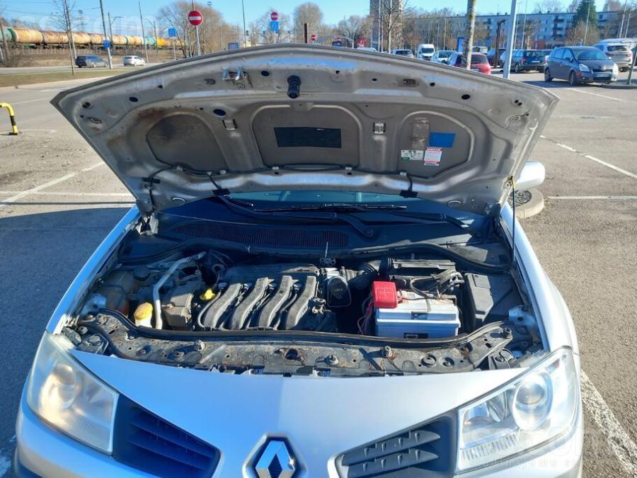 Pelēks Renault Megane 2006 Rīga, ar dzinēja tilpumu 1.60 L un nobraukumu 252 tūkst. km par 2500 €, foto 2 vietnē AUTOMOTO.COM.LV