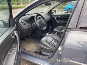 Pelēks Renault Megane 2006 Rīga, ar dzinēja tilpumu 1.60 L un nobraukumu 327 tūkst. km par 1600 €, foto 5 vietnē AUTOMOTO.COM.LV