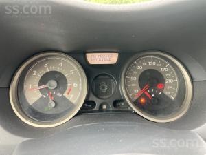 Pelēks Renault Megane 2006 Rīga, ar dzinēja tilpumu 1.60 L un nobraukumu 327 tūkst. km par 1600 €, foto 6 vietnē AUTOMOTO.COM.LV