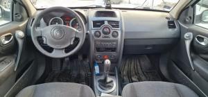 Pelēks Renault Megane 2006 Valmiera, ar dzinēja tilpumu 1.60 L un nobraukumu 301 tūkst. km par 1200 €, foto 8 vietnē AUTOMOTO.COM.LV