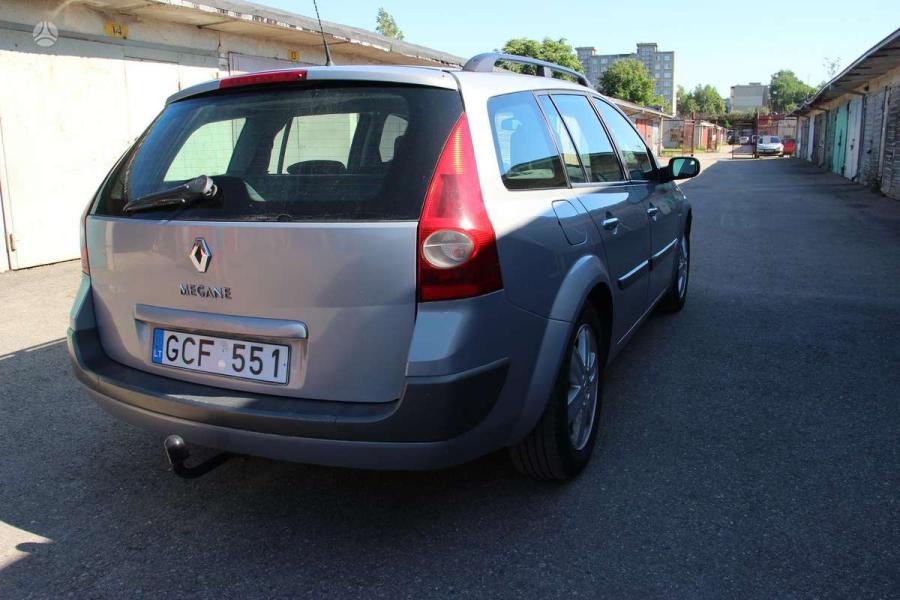 Pelēks Renault Megane 2006 Kauņa, ar dzinēja tilpumu 2.00 L un nobraukumu 260 tūkst. km par 1300 €, foto 5 vietnē AUTOMOTO.COM.LV