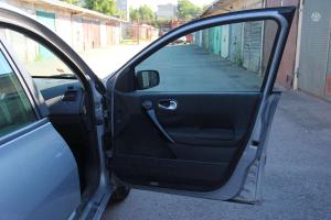 Pelēks Renault Megane 2006 Kauņa, ar dzinēja tilpumu 2.00 L un nobraukumu 260 tūkst. km par 1300 €, foto 14 vietnē AUTOMOTO.COM.LV
