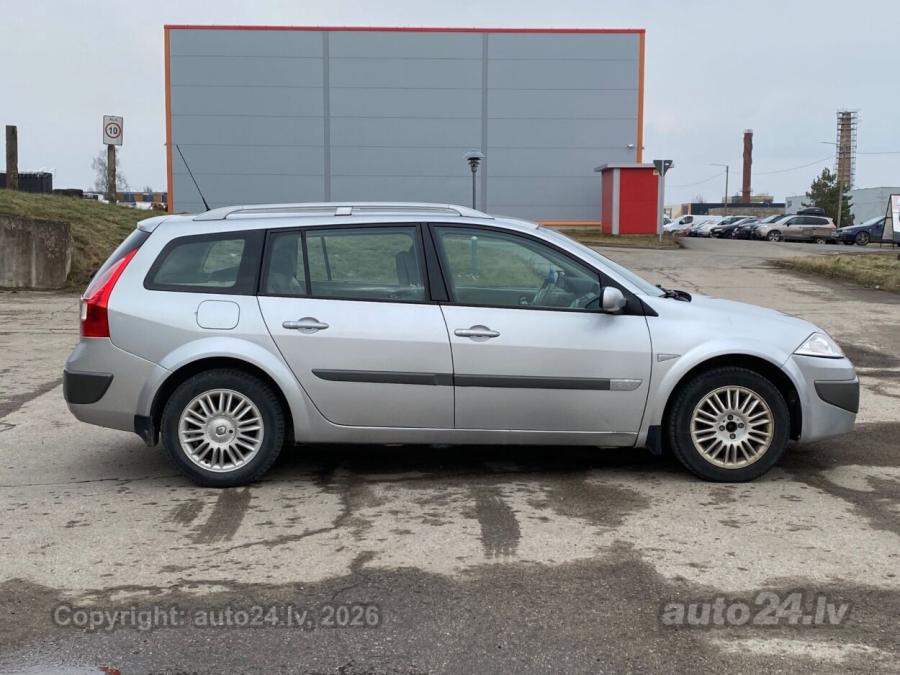 Grey Renault Megane 2007 in Tartu, with an engine capacity of 1.60 L and mileage of 234 thousand km for 1990 €, photo 5 on AUTOMOTO.COM.LV