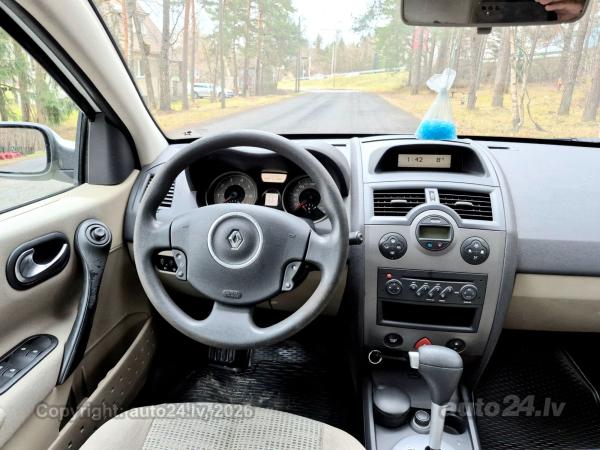 Pelēks Renault Megane 2007 Tallina, ar dzinēja tilpumu 1.60 L un nobraukumu 142 tūkst. km par 1999 €, foto 5 vietnē AUTOMOTO.COM.LV