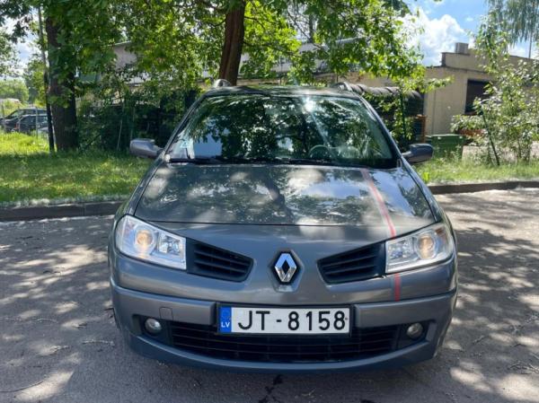 Pelēks Renault Megane 2007 Rīga, ar dzinēja tilpumu 1.50 L un nobraukumu 0 tūkst. km par 1950 €, foto 2 vietnē AUTOMOTO.COM.LV