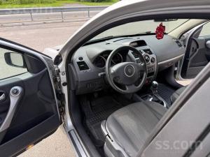Grey Renault Megane 2007 in Riga, with an engine capacity of 1.90 L and mileage of 230 thousand km for 1290 €, photo 6 on AUTOMOTO.COM.LV