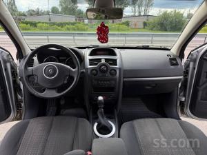 Grey Renault Megane 2007 in Riga, with an engine capacity of 1.90 L and mileage of 230 thousand km for 1290 €, photo 7 on AUTOMOTO.COM.LV