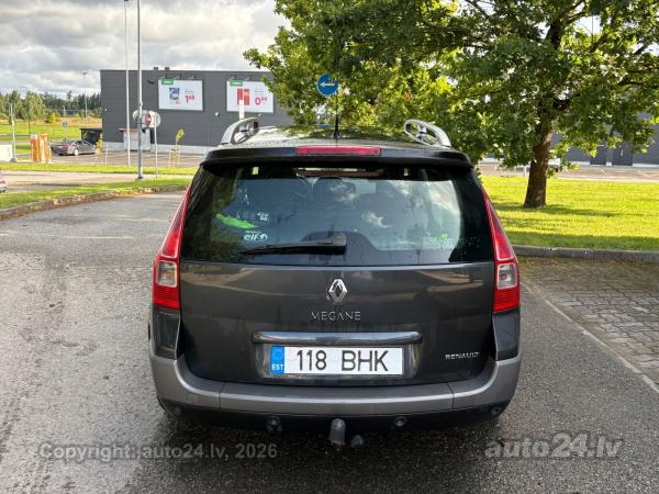 Pelēks Renault Megane 2007 Rapla, ar dzinēja tilpumu 1.90 L un nobraukumu 0 tūkst. km par 1400 €, foto 8 vietnē AUTOMOTO.COM.LV
