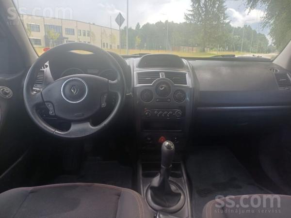 Серый Рено Меган 2008 в Даугавпилс, объемом двигателя 1.60 л и пробегом 270 тыс. км за 1150 €, фото 5 на AUTOMOTO.COM.LV