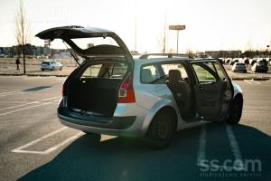Grey Renault Megane 2008 in Riga, with an engine capacity of 1.60 L and mileage of 147 thousand km for 1300 €, photo 7 on AUTOMOTO.COM.LV