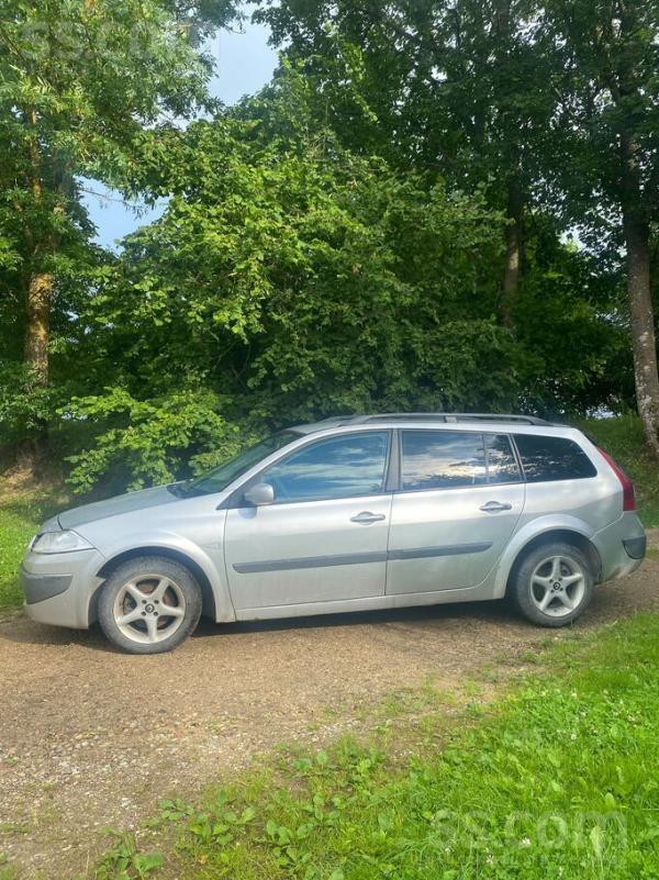 Pelēks Renault Megane 2008 Tukums, ar dzinēja tilpumu 1.90 L un nobraukumu 425 tūkst. km par 850 €, foto 2 vietnē AUTOMOTO.COM.LV