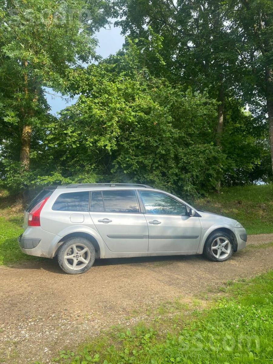 Pelēks Renault Megane 2008 Tukums, ar dzinēja tilpumu 1.90 L un nobraukumu 425 tūkst. km par 850 €, foto 4 vietnē AUTOMOTO.COM.LV