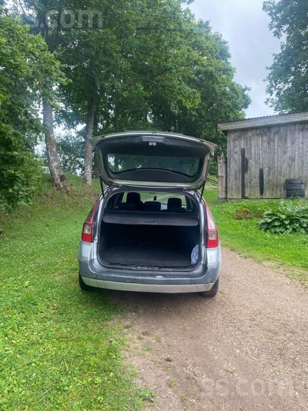 Pelēks Renault Megane 2008 Tukums, ar dzinēja tilpumu 1.90 L un nobraukumu 425 tūkst. km par 850 €, foto 5 vietnē AUTOMOTO.COM.LV