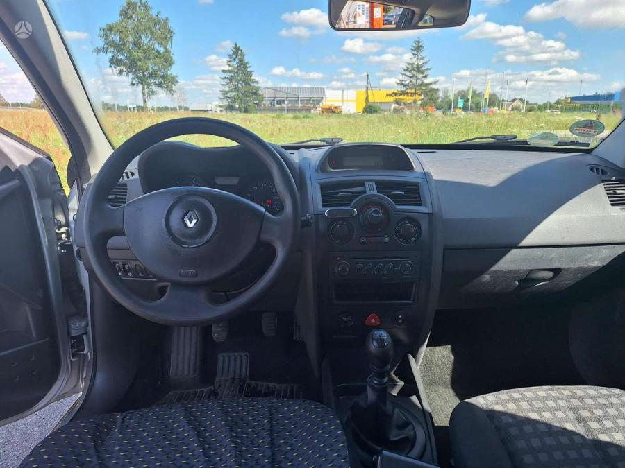 Pelēks Renault Megane 2009 Marijampole, ar dzinēja tilpumu 1.46 L un nobraukumu 250 tūkst. km par 1499 €, foto 7 vietnē AUTOMOTO.COM.LV