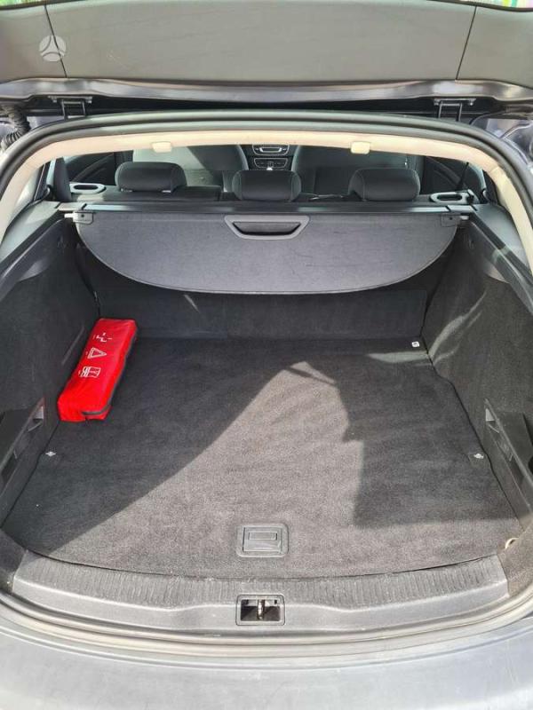Pelēks Renault Megane 2009 Kauņa, ar dzinēja tilpumu 1.46 L un nobraukumu 290 tūkst. km par 2700 €, foto 8 vietnē AUTOMOTO.COM.LV