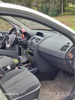 Grey Renault Megane 2009 in Kuldiga, with an engine capacity of 1.50 L and mileage of 444 thousand km for 700 €, photo 5 on AUTOMOTO.COM.LV