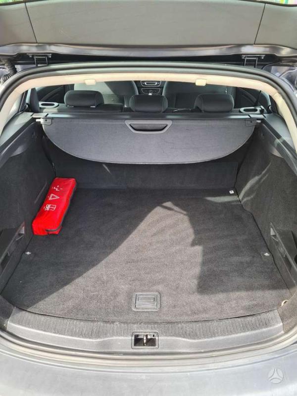 Pelēks Renault Megane 2009 Kauņa, ar dzinēja tilpumu 1.50 L un nobraukumu 290 tūkst. km par 2500 €, foto 8 vietnē AUTOMOTO.COM.LV