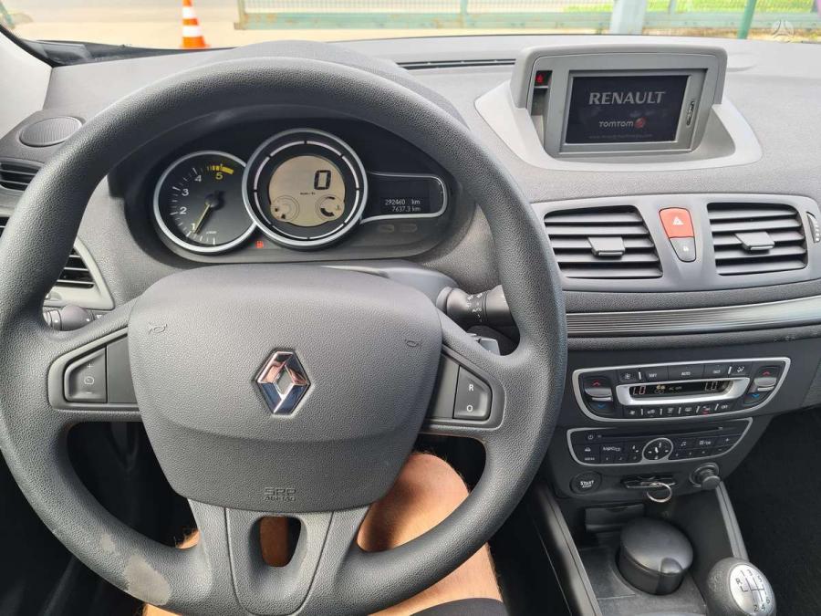 Pelēks Renault Megane 2009 Kauņa, ar dzinēja tilpumu 1.50 L un nobraukumu 290 tūkst. km par 2500 €, foto 15 vietnē AUTOMOTO.COM.LV