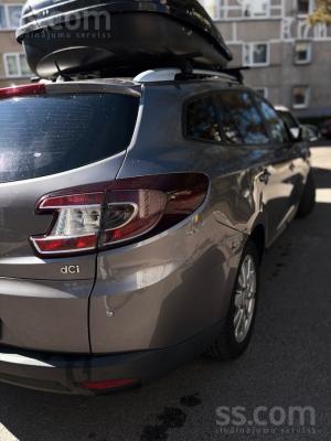 Pelēks Renault Megane 2010 Rīga, ar dzinēja tilpumu 1.50 L un nobraukumu 323 tūkst. km par 2750 €, foto 3 vietnē AUTOMOTO.COM.LV