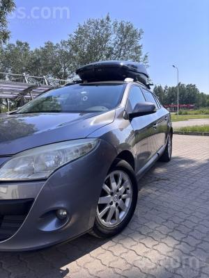 Grey Renault Megane 2010 in Riga, with an engine capacity of 1.50 L and mileage of 323 thousand km for 2500 €, photo 10 on AUTOMOTO.COM.LV