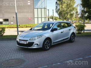 Pelēks Renault Megane 2010 Rīga, ar dzinēja tilpumu 1.50 L un nobraukumu 301 tūkst. km par 2400 €, foto  vietnē AUTOMOTO.COM.LV