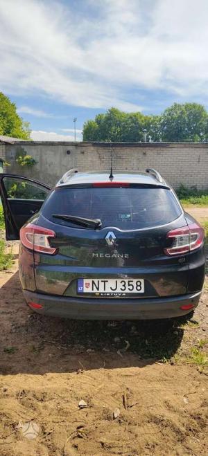 Grey Renault Megane 2010 in Klaipeda, with an engine capacity of 1.46 L and mileage of 287 thousand km for 2750 €, photo 3 on AUTOMOTO.COM.LV