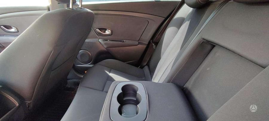 Grey Renault Megane 2010 in Klaipeda, with an engine capacity of 1.46 L and mileage of 287 thousand km for 2750 €, photo 20 on AUTOMOTO.COM.LV