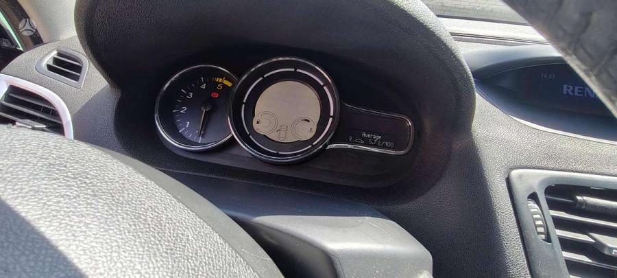 Grey Renault Megane 2010 in Klaipeda, with an engine capacity of 1.46 L and mileage of 287 thousand km for 2750 €, photo 21 on AUTOMOTO.COM.LV