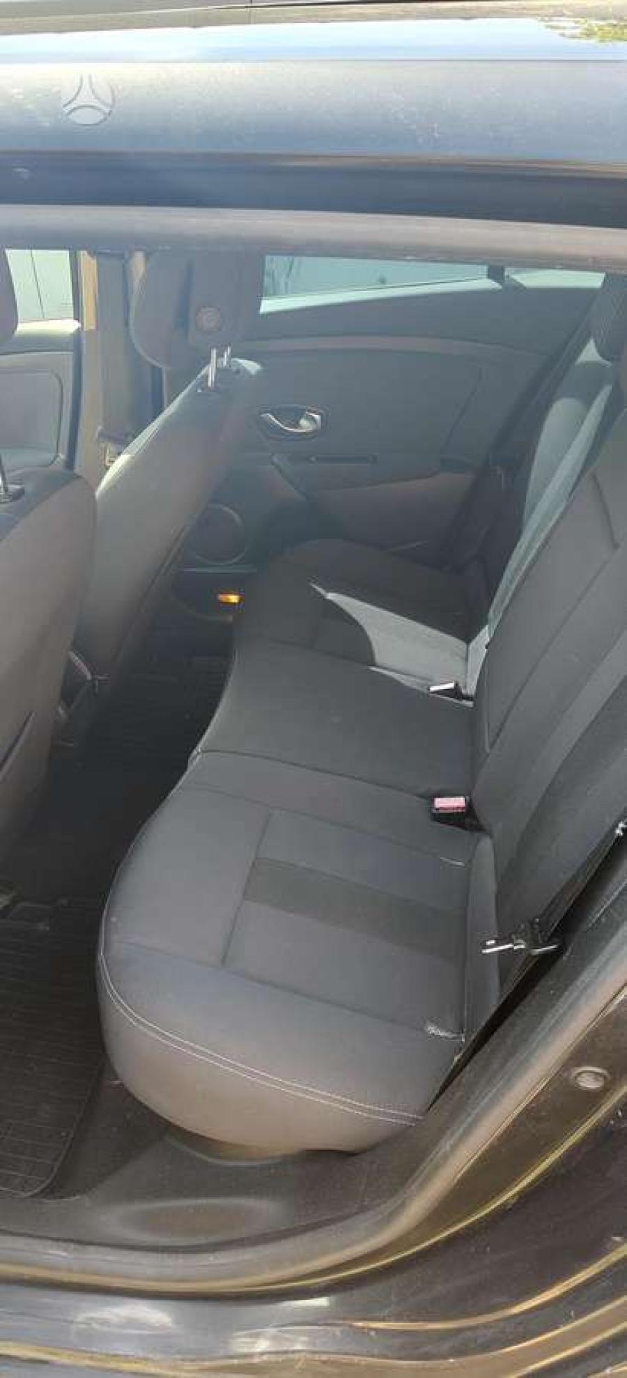 Grey Renault Megane 2010 in Klaipeda, with an engine capacity of 1.46 L and mileage of 287 thousand km for 2750 €, photo 23 on AUTOMOTO.COM.LV