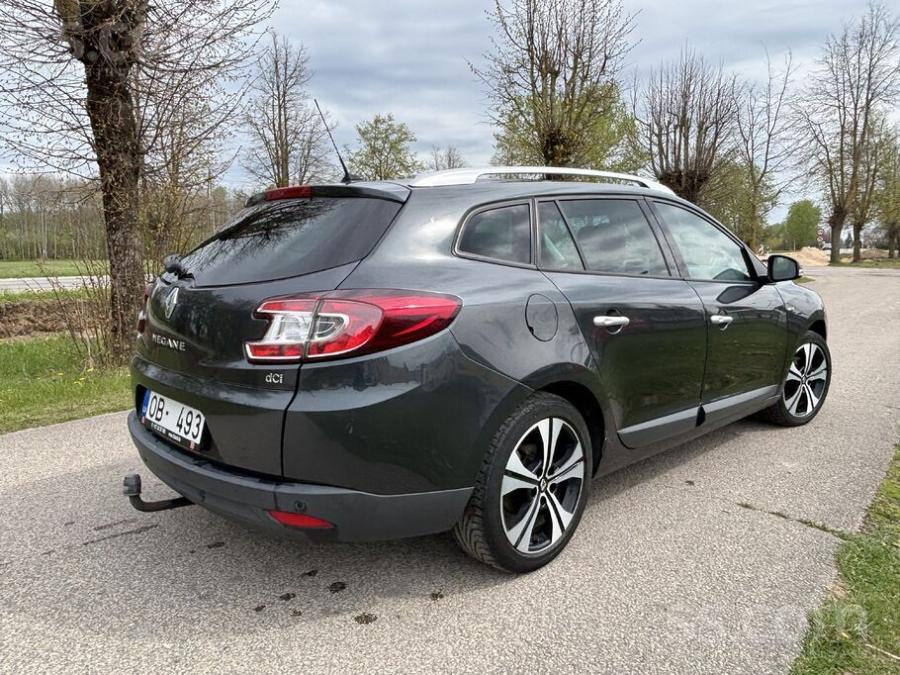 Grey Renault Megane 2011 in Ogre, with an engine capacity of 1.90 L and mileage of 207 thousand km for 5770 €, photo 6 on AUTOMOTO.COM.LV