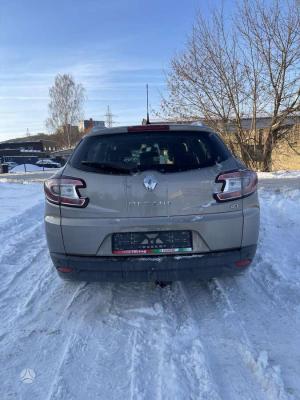 Pelēks Renault Megane 2011 Kauņa, ar dzinēja tilpumu 1.46 L un nobraukumu 177 tūkst. km par 2850 €, foto 4 vietnē AUTOMOTO.COM.LV