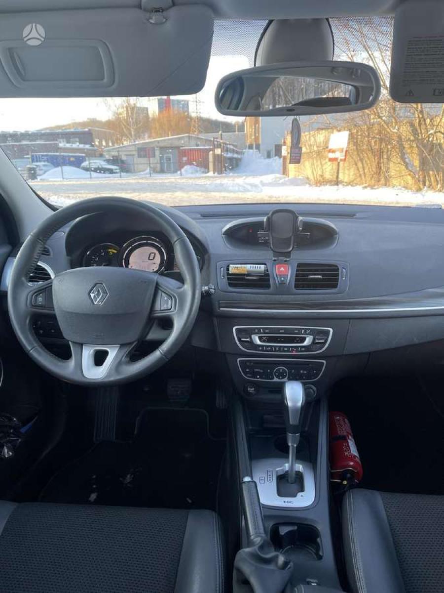 Pelēks Renault Megane 2011 Kauņa, ar dzinēja tilpumu 1.46 L un nobraukumu 177 tūkst. km par 2850 €, foto 19 vietnē AUTOMOTO.COM.LV