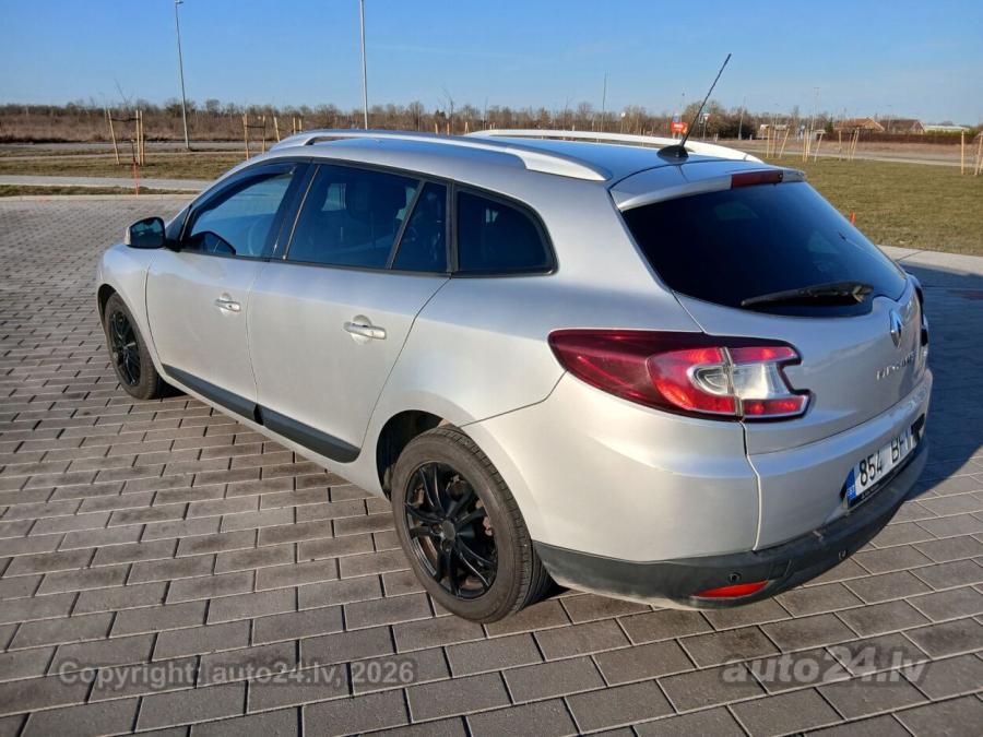 Pelēks Renault Megane 2011 Tallina, ar dzinēja tilpumu 1.50 L un nobraukumu 170 tūkst. km par 4500 €, foto 1 vietnē AUTOMOTO.COM.LV