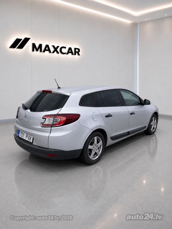 Pelēks Renault Megane 2011 Tallina, ar dzinēja tilpumu 1.50 L un nobraukumu 0 tūkst. km par 3499 €, foto 4 vietnē AUTOMOTO.COM.LV