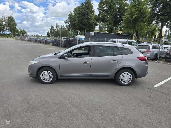 Pelēks Renault Megane 2011 Marijampole, ar dzinēja tilpumu 1.40 L un nobraukumu 160 tūkst. km par 2600 €, foto 8 vietnē AUTOMOTO.COM.LV