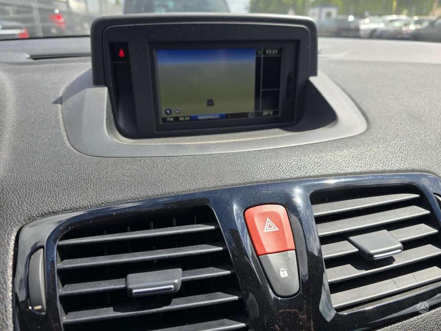 Pelēks Renault Megane 2011 Marijampole, ar dzinēja tilpumu 1.40 L un nobraukumu 160 tūkst. km par 2600 €, foto 16 vietnē AUTOMOTO.COM.LV