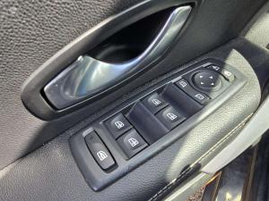 Pelēks Renault Megane 2011 Marijampole, ar dzinēja tilpumu 1.40 L un nobraukumu 160 tūkst. km par 2600 €, foto 20 vietnē AUTOMOTO.COM.LV