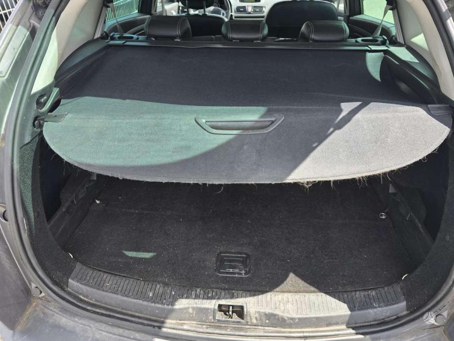 Pelēks Renault Megane 2011 Marijampole, ar dzinēja tilpumu 1.40 L un nobraukumu 160 tūkst. km par 2600 €, foto 25 vietnē AUTOMOTO.COM.LV