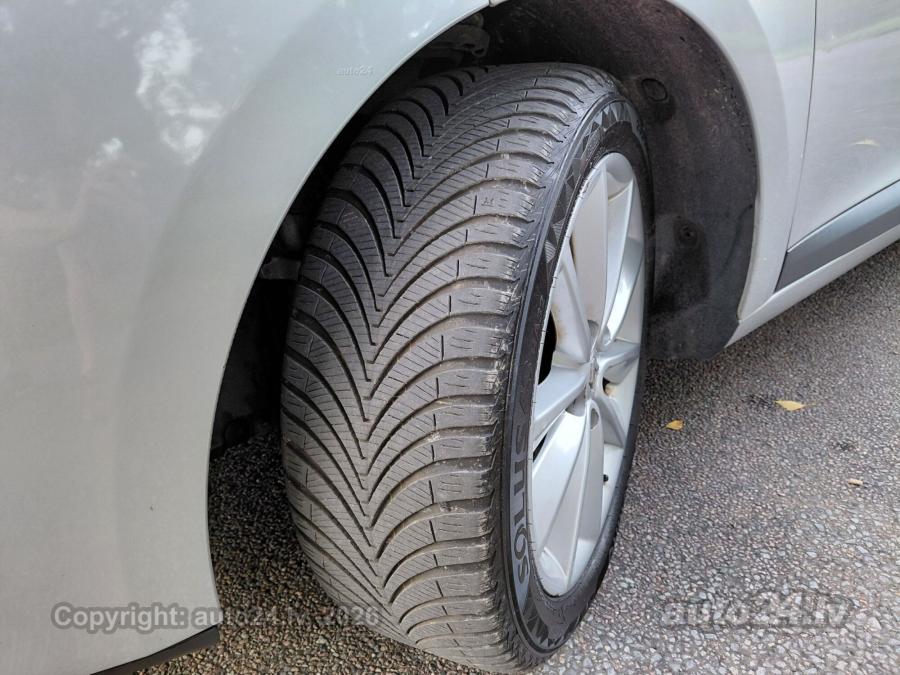 Pelēks Renault Megane 2011 Paide, ar dzinēja tilpumu 1.90 L un nobraukumu 316 tūkst. km par 3999 €, foto 11 vietnē AUTOMOTO.COM.LV