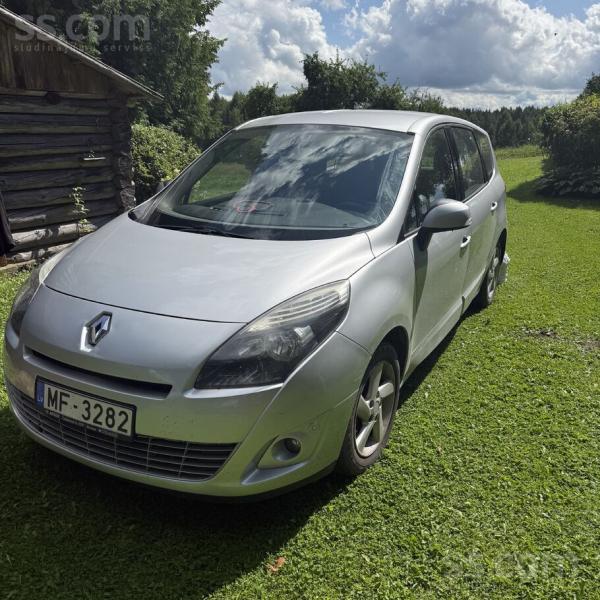 Pelēks Renault Megane 2011 Rēzekne, ar dzinēja tilpumu 1.90 L un nobraukumu 280 tūkst. km par 2700 €, foto 2 vietnē AUTOMOTO.COM.LV