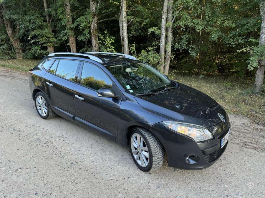 Grey Renault Megane 2011 in Vilnius, with an engine capacity of 1.46 L and mileage of 240 thousand km for 3750 €, photo 11 on AUTOMOTO.COM.LV