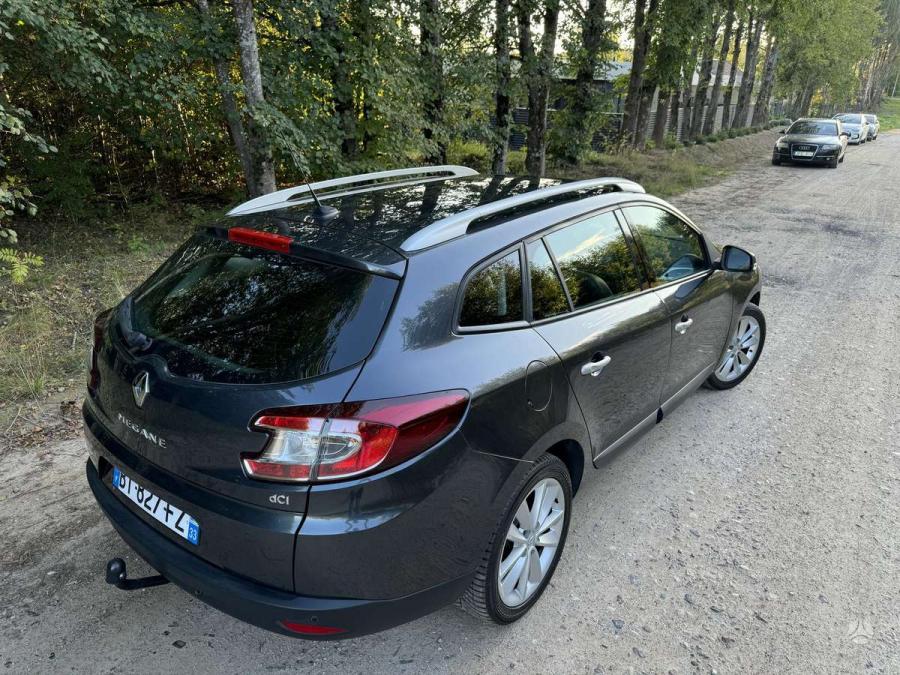 Grey Renault Megane 2011 in Vilnius, with an engine capacity of 1.46 L and mileage of 240 thousand km for 3750 €, photo 19 on AUTOMOTO.COM.LV