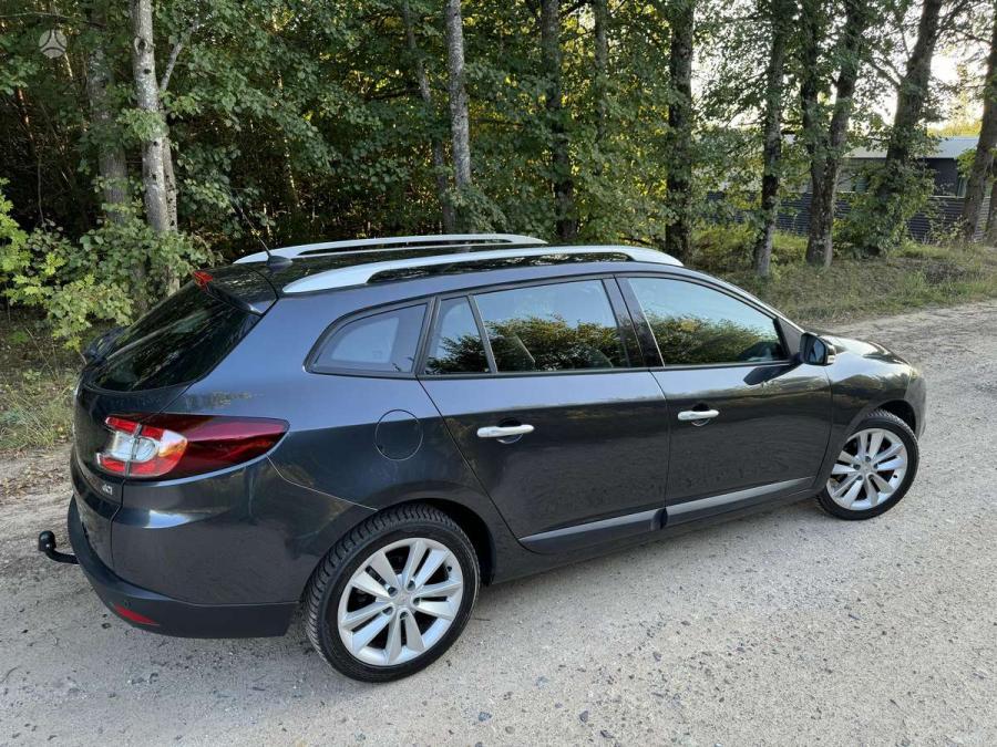 Grey Renault Megane 2011 in Vilnius, with an engine capacity of 1.46 L and mileage of 240 thousand km for 3750 €, photo 20 on AUTOMOTO.COM.LV