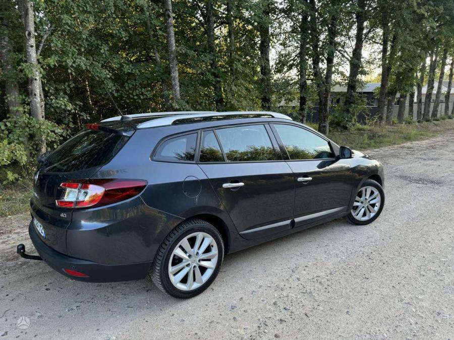 Grey Renault Megane 2011 in Vilnius, with an engine capacity of 1.46 L and mileage of 240 thousand km for 3750 €, photo 25 on AUTOMOTO.COM.LV