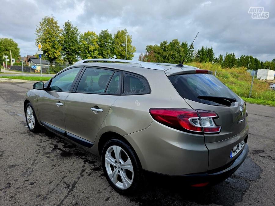 Pelēks Renault Megane 2011 Kretinga, ar dzinēja tilpumu 1.50 L un nobraukumu 285 tūkst. km par 2550 €, foto 5 vietnē AUTOMOTO.COM.LV